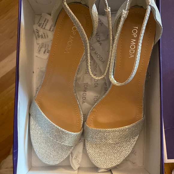 TOP Moda | Shoes | Top Moda Hannah Silver Platform Sandal | Poshmark